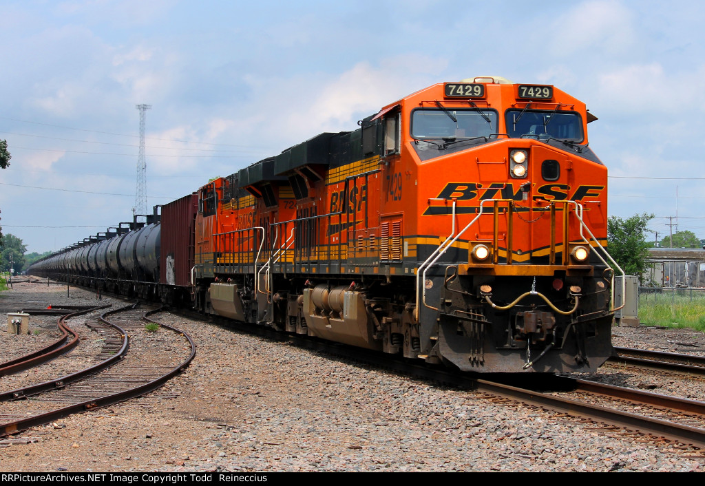 BNSF 7429